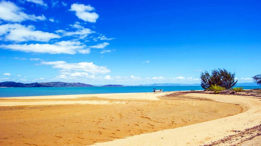 Magnetic Island the best 18 Walks and Beaches to visit.